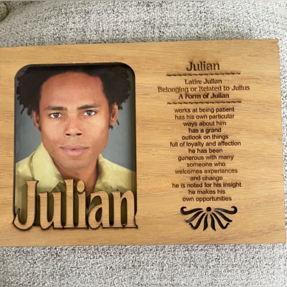Accents | Listing Julian Magnetic Thin Wood Frame | Poshmark